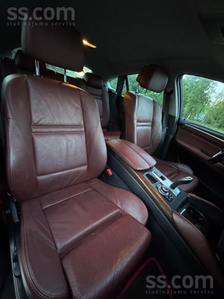 Zils BMW X6 2010 Jūrmala, ar dzinēja tilpumu 3.00 L un nobraukumu 342 tūkst. km par 10500 €, foto 10 vietnē AUTOMOTO.COM.LV