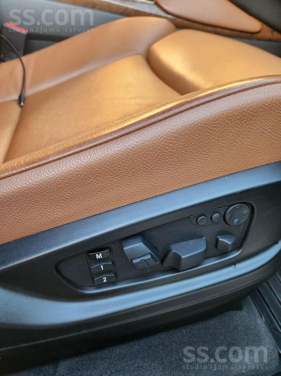 Blue BMW X6 2011 in Jurmala, with an engine capacity of 3.00 L and mileage of 171 thousand km for 15500 €, photo 15 on AUTOMOTO.COM.LV