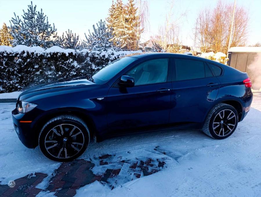 Blue BMW X6 2012 in Siauliai, with an engine capacity of 2.98 L and mileage of 158 thousand km for 12200 €, photo 3 on AUTOMOTO.COM.LV