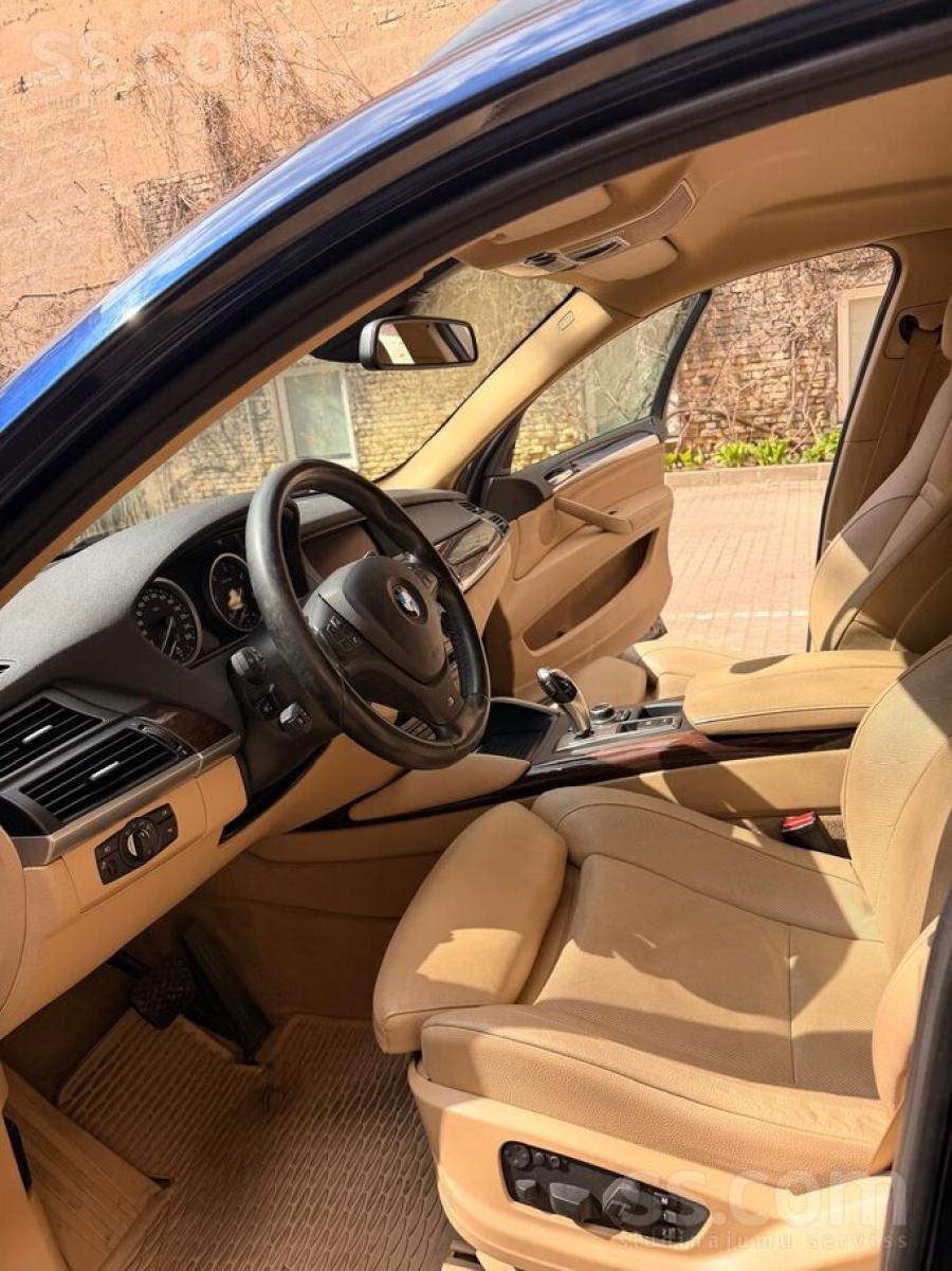 Zils BMW X6 2012 Rīga, ar dzinēja tilpumu 3.00 L un nobraukumu 120 tūkst. km par 17000 €, foto 4 vietnē AUTOMOTO.COM.LV