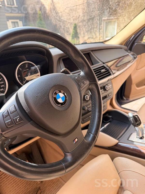 Blue BMW X6 2012 in Riga, with an engine capacity of 3.00 L and mileage of 120 thousand km for 17000 €, photo 8 on AUTOMOTO.COM.LV