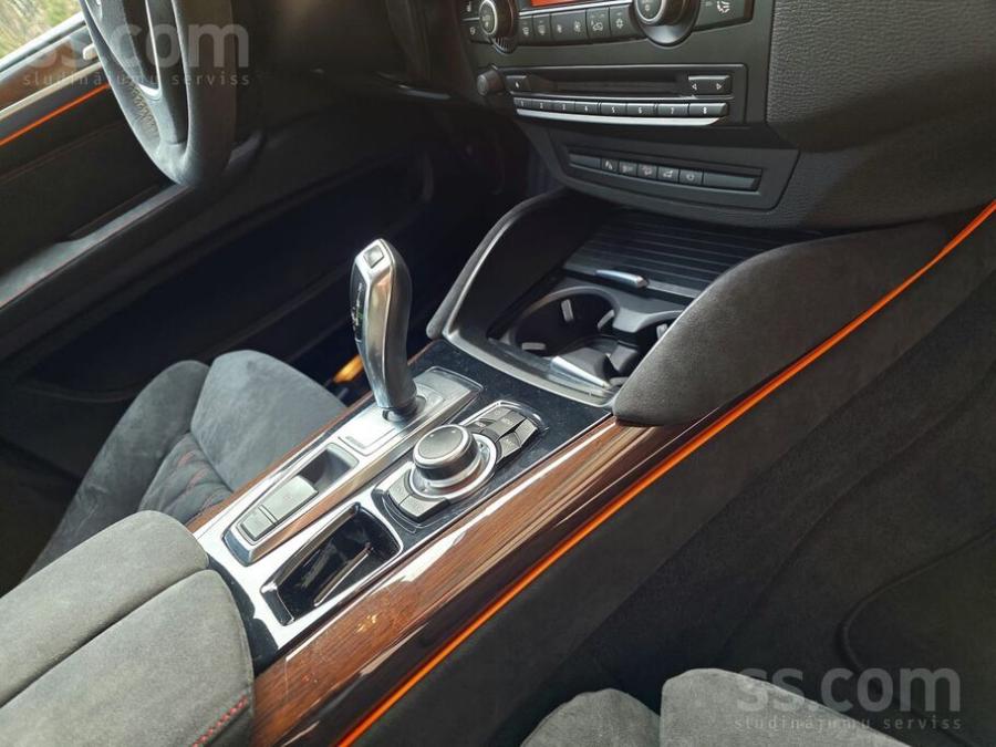 Blue BMW X6 2012 in Jelgava, with an engine capacity of 4.00 L and mileage of 226 thousand km for 18999 €, photo 22 on AUTOMOTO.COM.LV