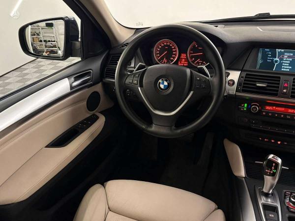Blue BMW X6 2012 in Marijampole, with an engine capacity of 2.99 L and mileage of 296 thousand km for 12650 €, photo 10 on AUTOMOTO.COM.LV