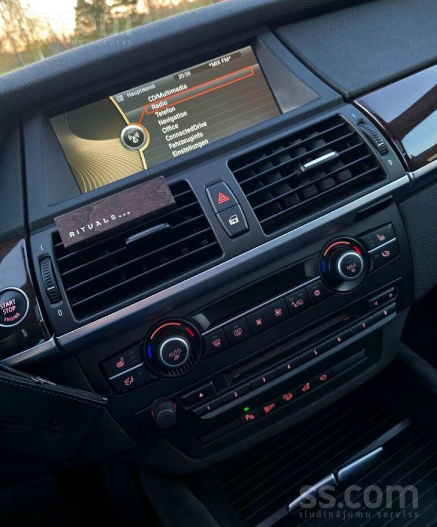 Zils BMW X6 2012 Jelgava, ar dzinēja tilpumu 3.00 L un nobraukumu 240 tūkst. km par 15250 €, foto 21 vietnē AUTOMOTO.COM.LV