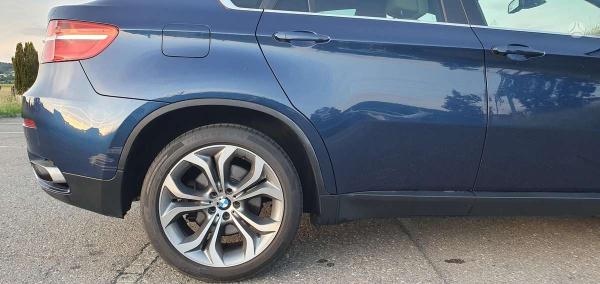 Zils BMW X6 2013 Kauņa, ar dzinēja tilpumu 4.40 L un nobraukumu 134 tūkst. km par 8469 €, foto 10 vietnē AUTOMOTO.COM.LV