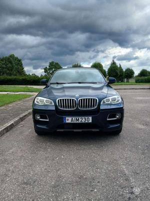 Zils BMW X6 2013 Kauņa, ar dzinēja tilpumu 4.40 L un nobraukumu 225 tūkst. km par 7000 €, foto  vietnē AUTOMOTO.COM.LV