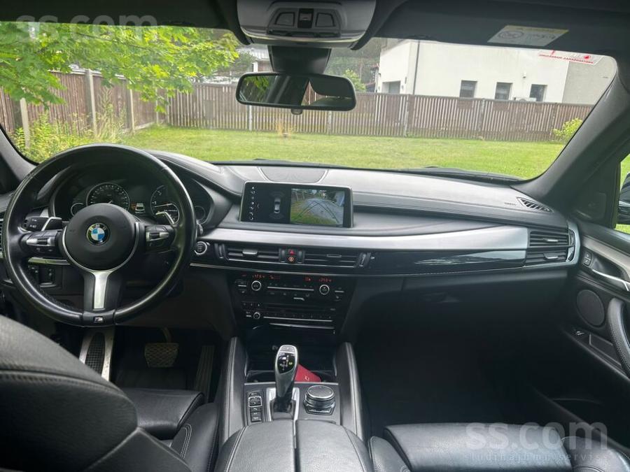 Blue BMW X6 2018 in Riga, with an engine capacity of 3.00 L and mileage of 197 thousand km for 33500 €, photo 5 on AUTOMOTO.COM.LV