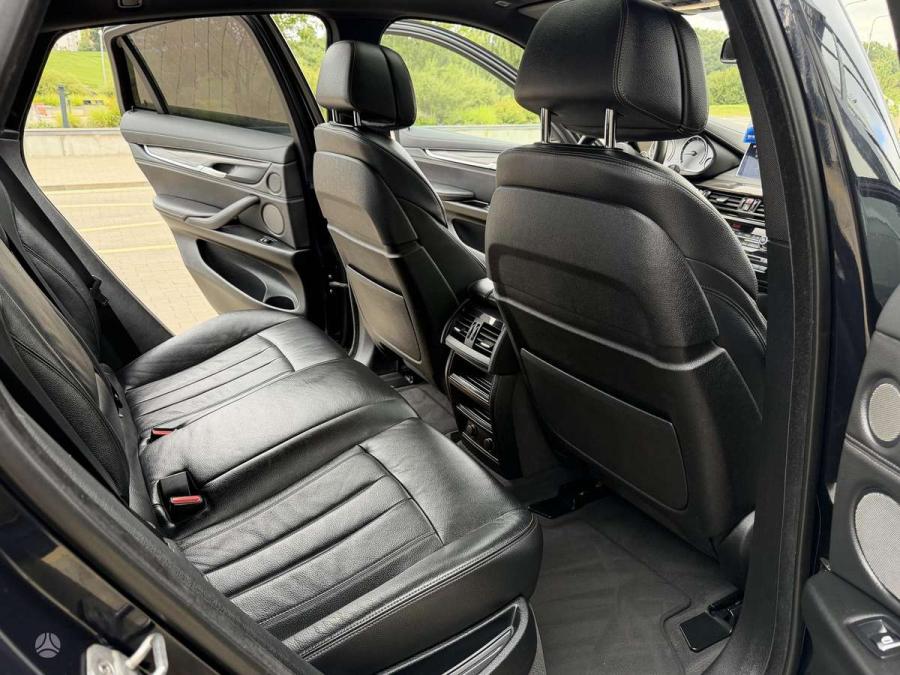 Zils BMW X6 2018 Jonava, ar dzinēja tilpumu 2.99 L un nobraukumu 235 tūkst. km par 23990 €, foto 32 vietnē AUTOMOTO.COM.LV