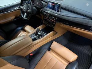 Zils BMW X6 2019 Viļņa, ar dzinēja tilpumu 2.99 L un nobraukumu 91 tūkst. km par 39990 €, foto 17 vietnē AUTOMOTO.COM.LV