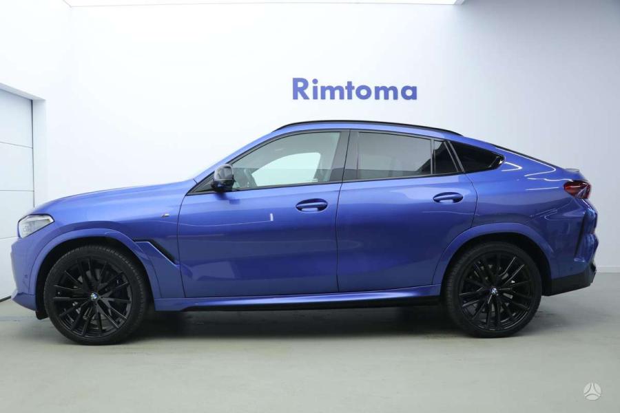 Blue BMW X6 2020 in Vilnius, with an engine capacity of 4.40 L and mileage of 52 thousand km for 59990 €, photo 5 on AUTOMOTO.COM.LV
