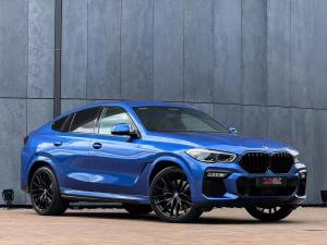 Blue BMW X6 2020 in Riga, with an engine capacity of 3.00 L and mileage of 133 thousand km for 51500 €, photo 3 on AUTOMOTO.COM.LV