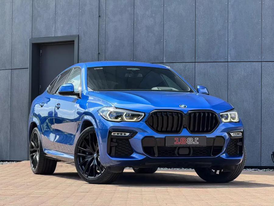 Blue BMW X6 2020 in Riga, with an engine capacity of 3.00 L and mileage of 133 thousand km for 51500 €, photo 5 on AUTOMOTO.COM.LV