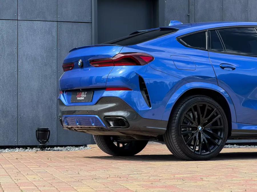 Blue BMW X6 2020 in Riga, with an engine capacity of 3.00 L and mileage of 133 thousand km for 51500 €, photo 10 on AUTOMOTO.COM.LV