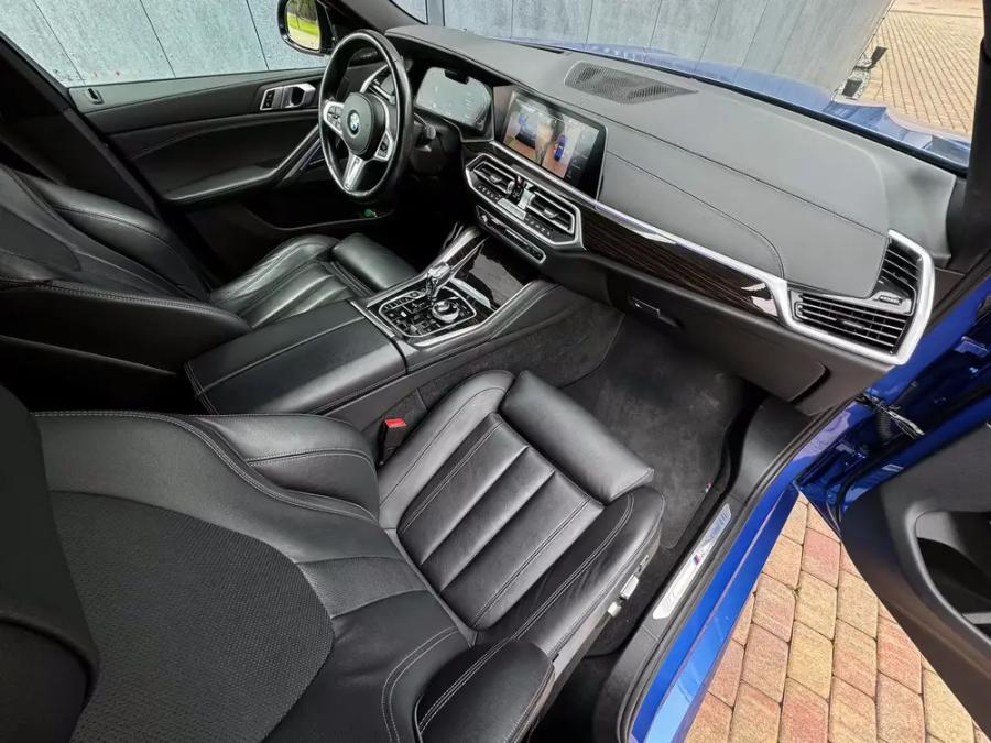 Blue BMW X6 2020 in Riga, with an engine capacity of 3.00 L and mileage of 133 thousand km for 51500 €, photo 17 on AUTOMOTO.COM.LV