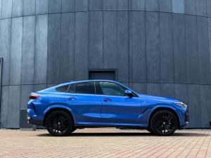 Blue BMW X6 2020 in Riga, with an engine capacity of 3.00 L and mileage of 133 thousand km for 51500 €, photo 31 on AUTOMOTO.COM.LV