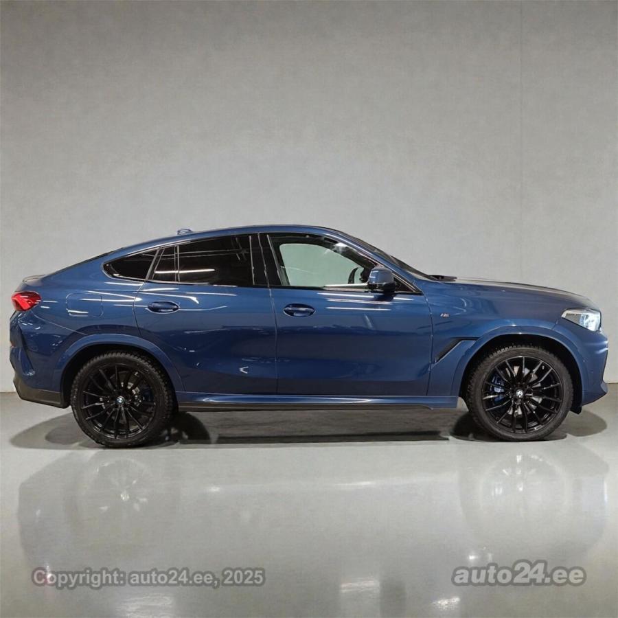 Blue BMW X6 2021 in Tallinn, with an engine capacity of 3.00 L and mileage of 167 thousand km for 52995 €, photo 5 on AUTOMOTO.COM.LV