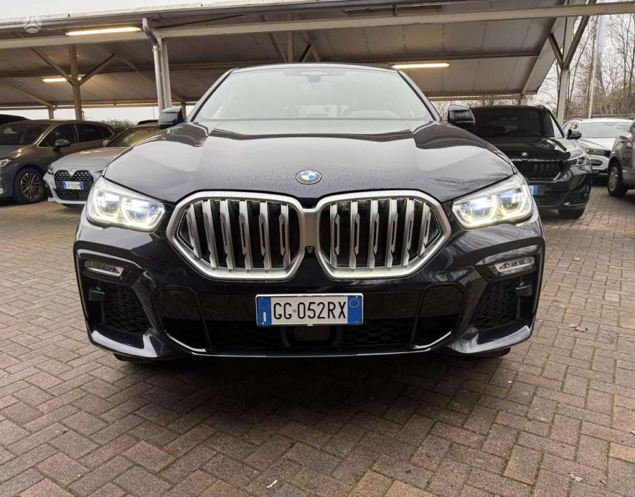 Blue BMW X6 2021 in Siauliai, with an engine capacity of 2.99 L and mileage of 79 thousand km for 59500 €, photo 2 on AUTOMOTO.COM.LV