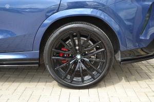 Zils BMW X6 2021 Viļņa, ar dzinēja tilpumu 3.00 L un nobraukumu 108 tūkst. km par 45000 €, foto 17 vietnē AUTOMOTO.COM.LV