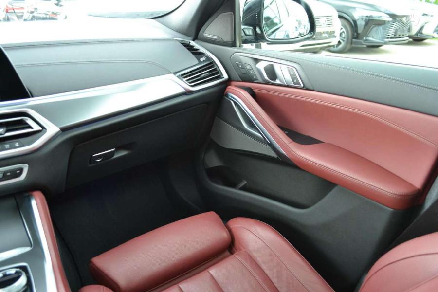 Zils BMW X6 2021 Viļņa, ar dzinēja tilpumu 3.00 L un nobraukumu 108 tūkst. km par 45000 €, foto 44 vietnē AUTOMOTO.COM.LV