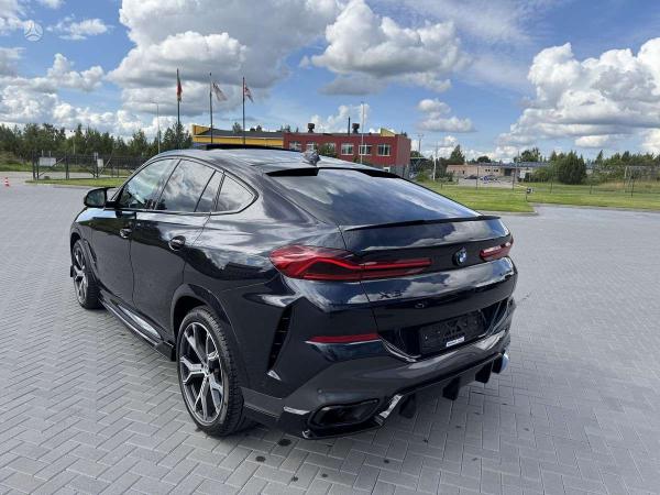 Blue BMW X6 2021 in Telschi, with an engine capacity of 2.99 L and mileage of 181 thousand km for 50500 €, photo 4 on AUTOMOTO.COM.LV