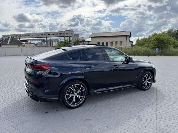 Blue BMW X6 2021 in Telschi, with an engine capacity of 2.99 L and mileage of 181 thousand km for 50500 €, photo 7 on AUTOMOTO.COM.LV