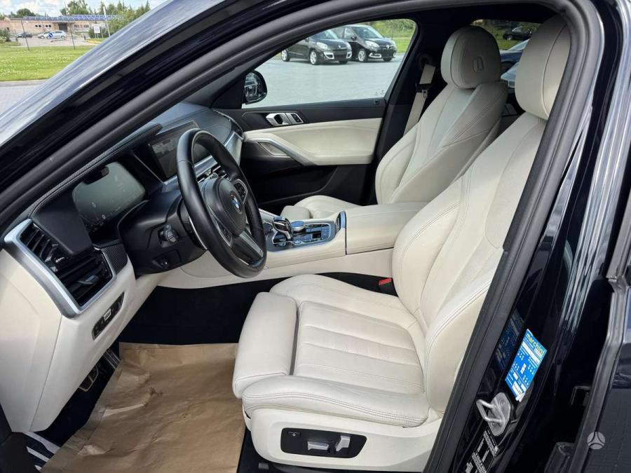 Blue BMW X6 2021 in Telschi, with an engine capacity of 2.99 L and mileage of 181 thousand km for 50500 €, photo 26 on AUTOMOTO.COM.LV