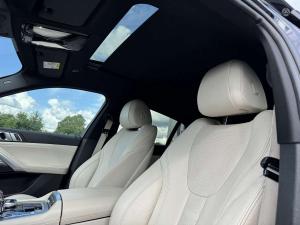 Blue BMW X6 2021 in Telschi, with an engine capacity of 2.99 L and mileage of 181 thousand km for 50500 €, photo 29 on AUTOMOTO.COM.LV