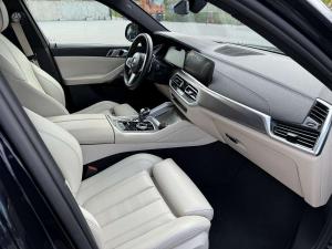 Blue BMW X6 2021 in Telschi, with an engine capacity of 2.99 L and mileage of 181 thousand km for 50500 €, photo 35 on AUTOMOTO.COM.LV