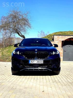 Zils BMW X6 2024 Saldus, ar dzinēja tilpumu 3.00 L un nobraukumu 76 tūkst. km par 68000 €, foto 1 vietnē AUTOMOTO.COM.LV