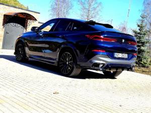 Zils BMW X6 2024 Saldus, ar dzinēja tilpumu 3.00 L un nobraukumu 76 tūkst. km par 68000 €, foto 6 vietnē AUTOMOTO.COM.LV