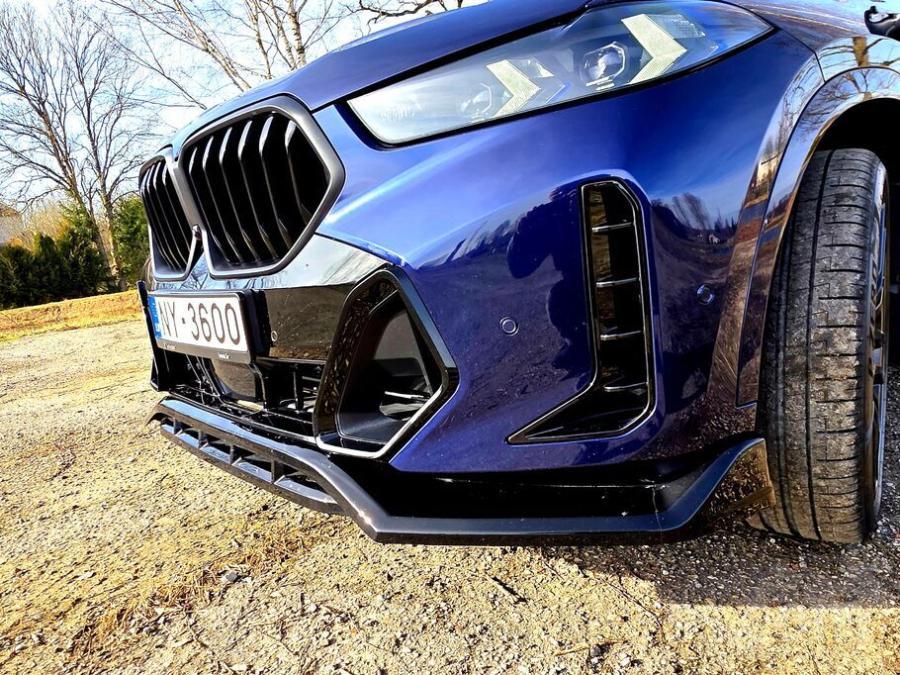 Zils BMW X6 2024 Saldus, ar dzinēja tilpumu 3.00 L un nobraukumu 76 tūkst. km par 68000 €, foto 8 vietnē AUTOMOTO.COM.LV