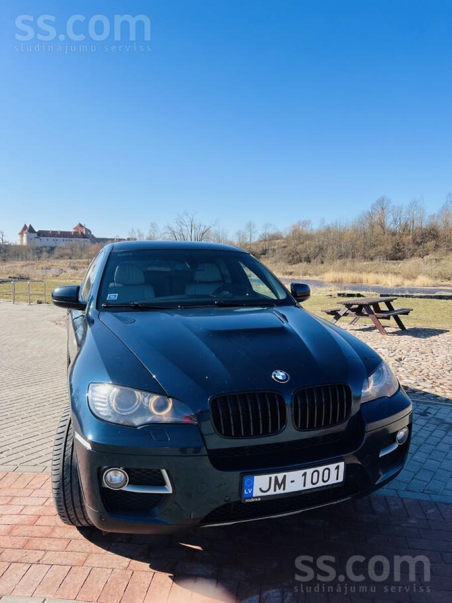 Blue BMW X6 2014 in Bauska, with an engine capacity of 3.00 L and mileage of 299 thousand km for 15500 €, photo 4 on AUTOMOTO.COM.LV