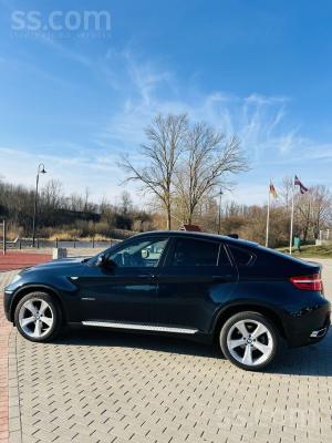 Blue BMW X6 2014 in Bauska, with an engine capacity of 3.00 L and mileage of 299 thousand km for 15500 €, photo 7 on AUTOMOTO.COM.LV