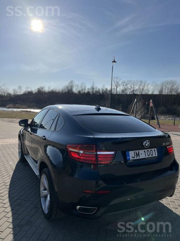 Blue BMW X6 2014 in Bauska, with an engine capacity of 3.00 L and mileage of 299 thousand km for 15500 €, photo 7 on AUTOMOTO.COM.LV