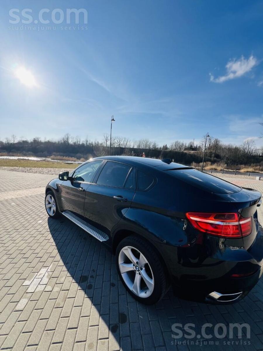 Blue BMW X6 2014 in Bauska, with an engine capacity of 3.00 L and mileage of 299 thousand km for 15500 €, photo 11 on AUTOMOTO.COM.LV