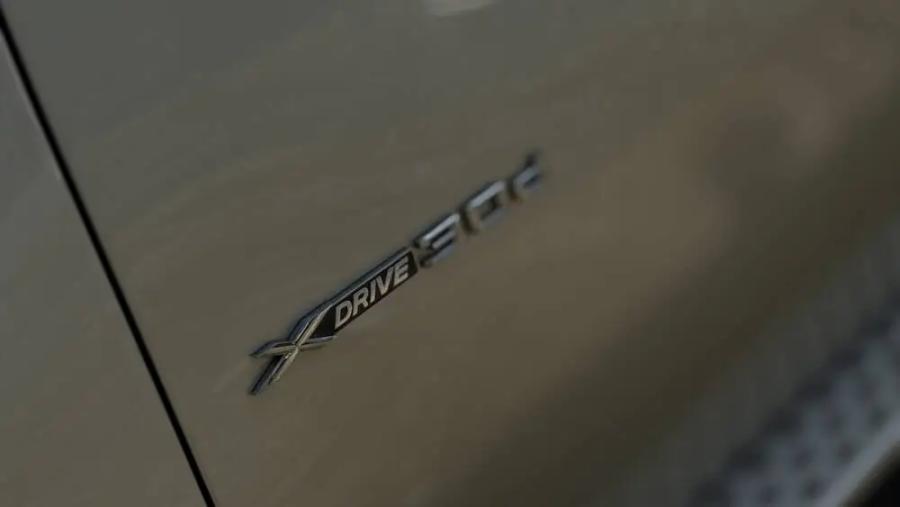 Brūns BMW X6 2010 Jelgava, ar dzinēja tilpumu 3.00 L un nobraukumu 170 tūkst. km par 13390 €, foto 25 vietnē AUTOMOTO.COM.LV