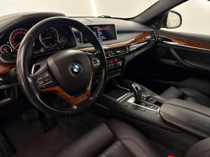 Brown BMW X6 2015 in Marijampole, with an engine capacity of 2.99 L and mileage of 215 thousand km for 22999 €, photo 2 on AUTOMOTO.COM.LV