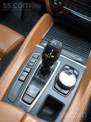 Brown BMW X6 2015 in Preili, with an engine capacity of 3.00 L and mileage of 257 thousand km for 20995 €, photo 34 on AUTOMOTO.COM.LV