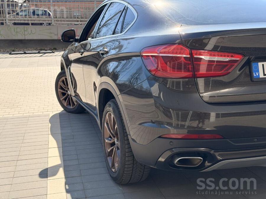 Brūns BMW X6 2015 Rīga, ar dzinēja tilpumu 3.00 L un nobraukumu 217 tūkst. km par 20000 €, foto 9 vietnē AUTOMOTO.COM.LV