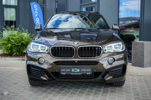Brown BMW X6 2016 in Kaunas, with an engine capacity of 3.00 L and mileage of 144 thousand km for 27450 €, photo 5 on AUTOMOTO.COM.LV