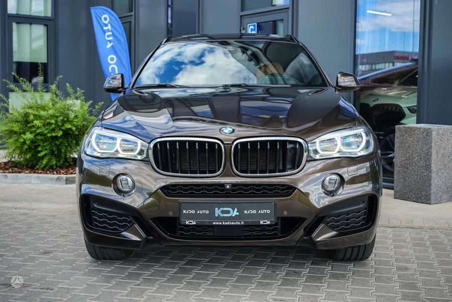 Brown BMW X6 2016 in Kaunas, with an engine capacity of 3.00 L and mileage of 144 thousand km for 27450 €, photo 5 on AUTOMOTO.COM.LV