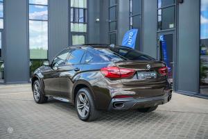 Brown BMW X6 2016 in Kaunas, with an engine capacity of 3.00 L and mileage of 144 thousand km for 27450 €, photo 9 on AUTOMOTO.COM.LV