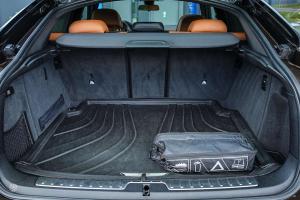 Brown BMW X6 2016 in Kaunas, with an engine capacity of 3.00 L and mileage of 144 thousand km for 27450 €, photo 15 on AUTOMOTO.COM.LV