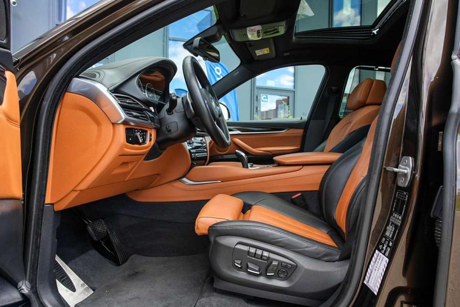 Brown BMW X6 2016 in Kaunas, with an engine capacity of 3.00 L and mileage of 144 thousand km for 27450 €, photo 24 on AUTOMOTO.COM.LV