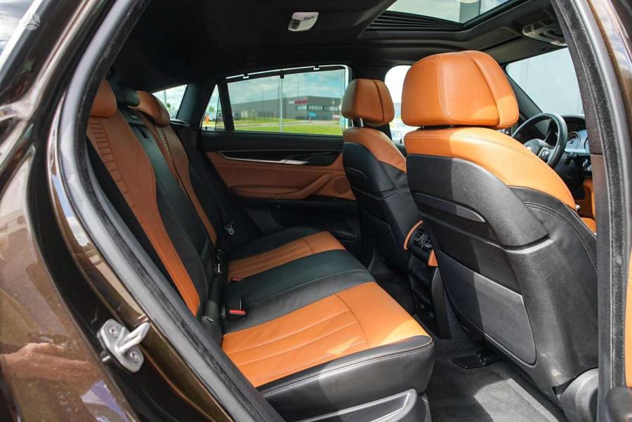 Brown BMW X6 2016 in Kaunas, with an engine capacity of 3.00 L and mileage of 144 thousand km for 27450 €, photo 38 on AUTOMOTO.COM.LV