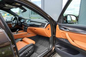 Brown BMW X6 2016 in Kaunas, with an engine capacity of 3.00 L and mileage of 144 thousand km for 27450 €, photo 39 on AUTOMOTO.COM.LV