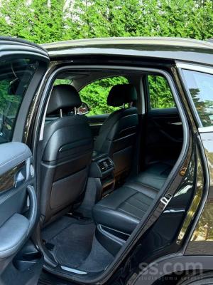 Brown BMW X6 2016 in Cesis, with an engine capacity of 3.00 L and mileage of 217 thousand km for 19950 €, photo 13 on AUTOMOTO.COM.LV