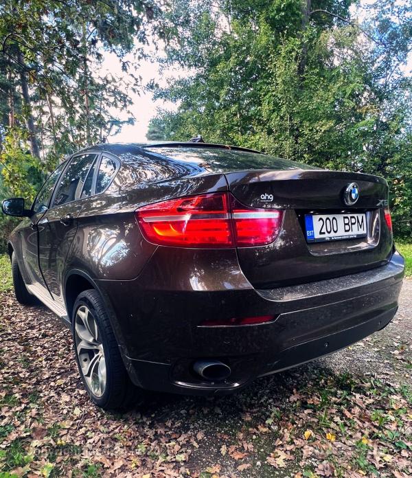 BMW X6 2012 Tallina vietnē Brūns BMW X6 2012 Tallina, ar dzinēja tilpumu 3.00 L un nobraukumu 325 tūkst. km par 8500 €, foto 4 vietnē AUTOMOTO.COM.LV