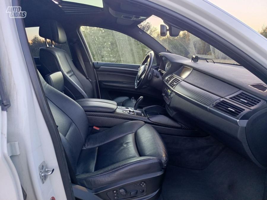 BMW X6 2008 in Klaipeda, with an engine capacity of 3.00 L and mileage of 301 thousand km for 9900 €, photo 5 on AUTOMOTO.COM.LV
