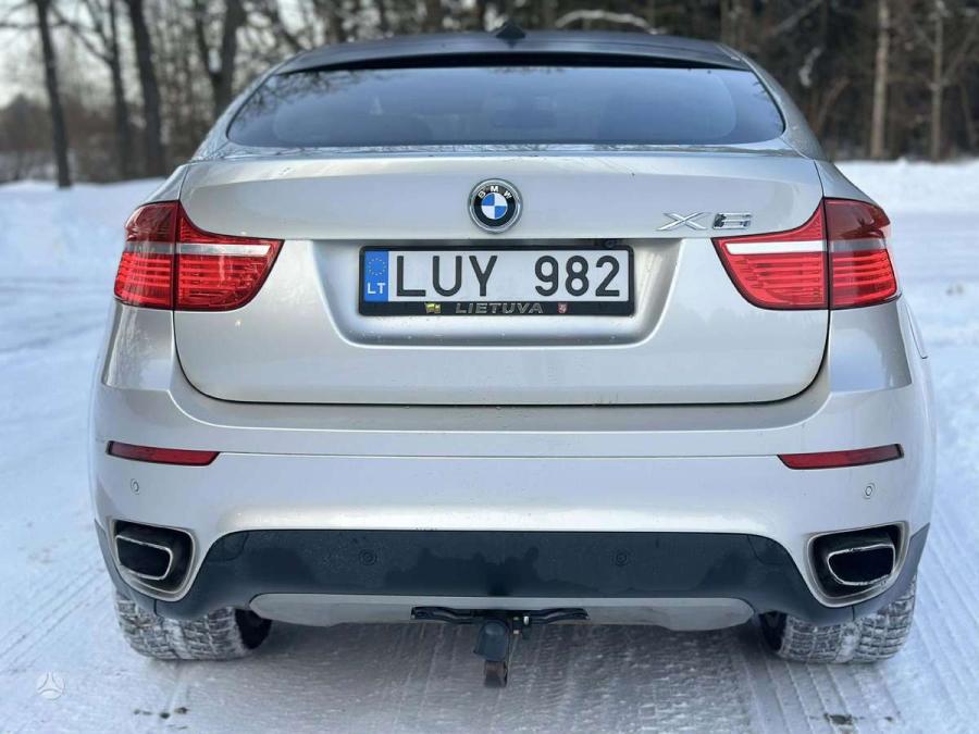 BMW X6 2011 in Vilnius, with an engine capacity of 4.40 L and mileage of 340 thousand km for 6200 €, photo 9 on AUTOMOTO.COM.LV